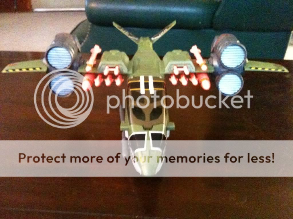 Ghost Hawk II In Hand Pics and Review - HissTank.com