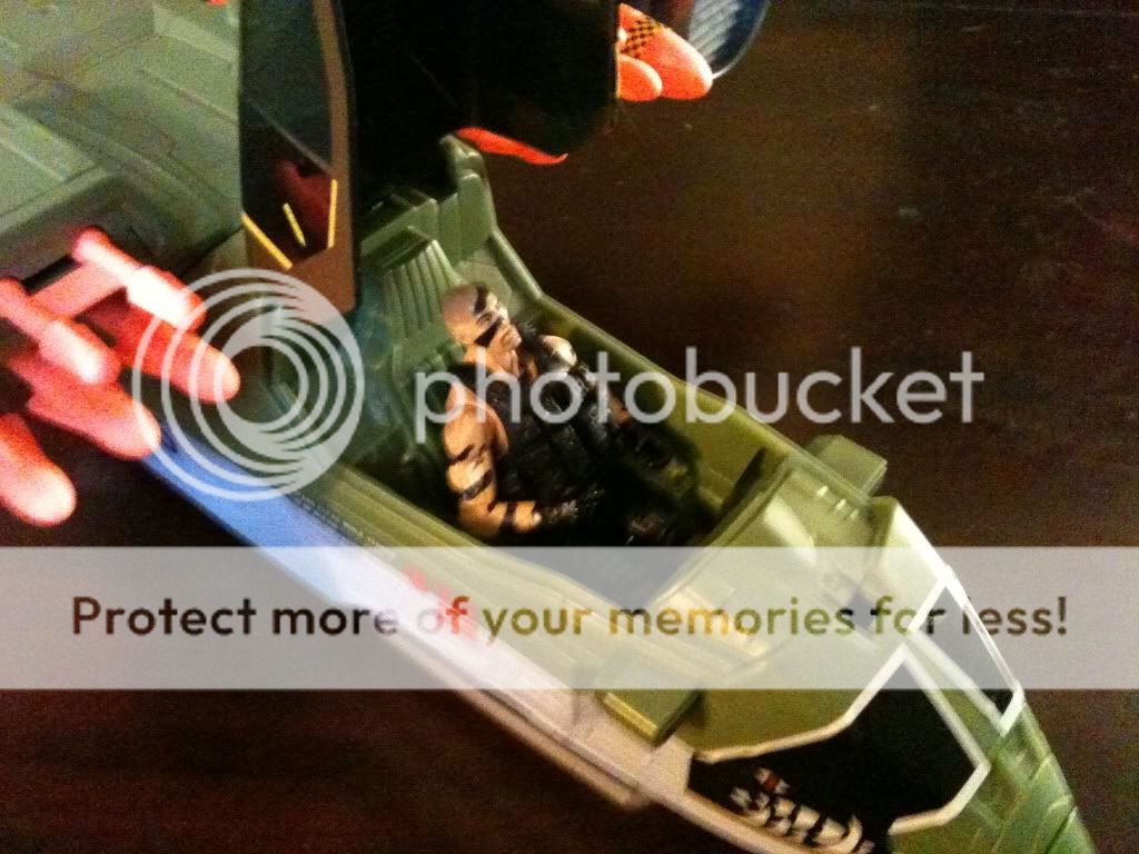 Ghost Hawk II In Hand Pics and Review - HissTank.com